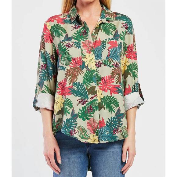 Velvet Heart | Tops | New Velvet Heart Riley Honolulu Buttonup Shirt In ...